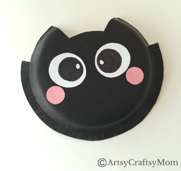 Easy and Fun Paper Plate Bat Craft for Kids