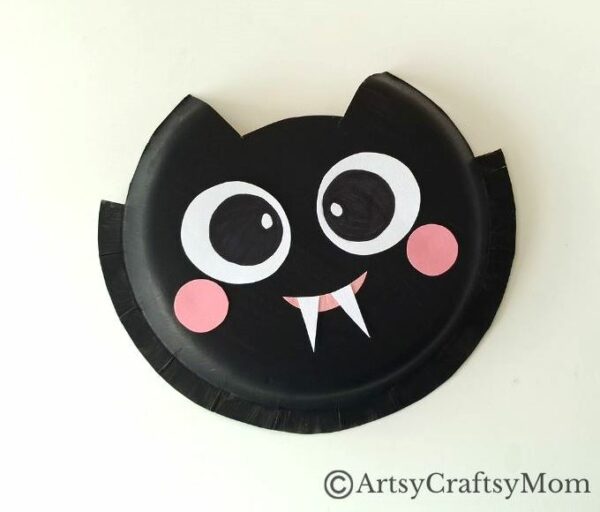 Easy and Fun Paper Plate Bat Craft for Kids